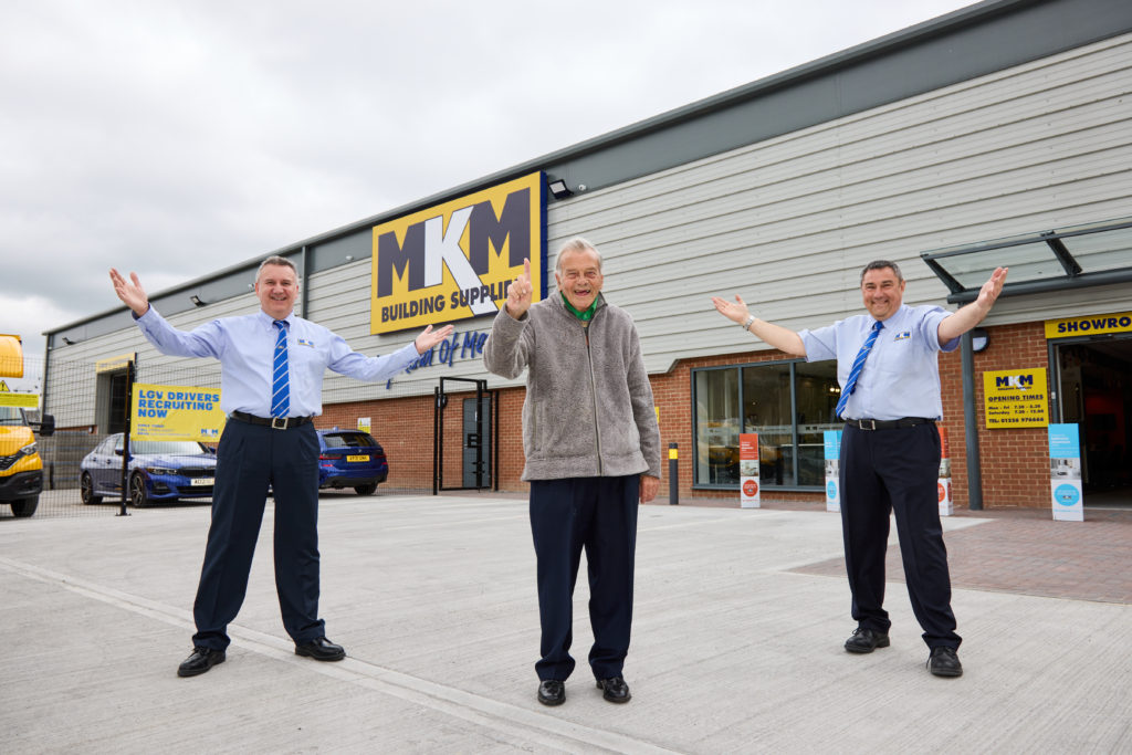 Yorkshire cricket legend opens MKM's Barnsley branch | Roofing Cladding ...
