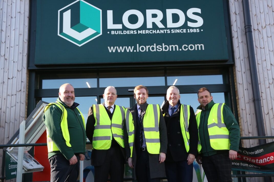 L-R: Darren Price Operations Director of Lords Builders Merchants ...